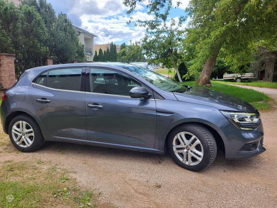 Grey Renault Megane 2020 in Utena, with an engine capacity of 1.46 L and mileage of 190 thousand km for 7500 €, photo 5 on AUTOMOTO.COM.LV