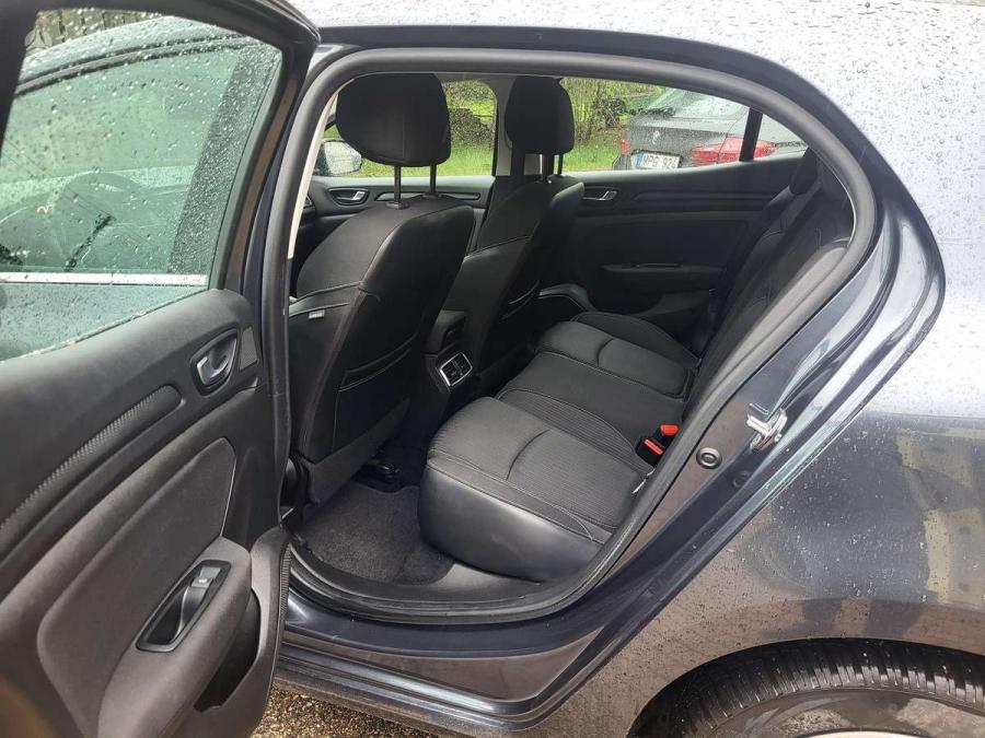 Grey Renault Megane 2020 in Utena, with an engine capacity of 1.46 L and mileage of 190 thousand km for 7500 €, photo 13 on AUTOMOTO.COM.LV