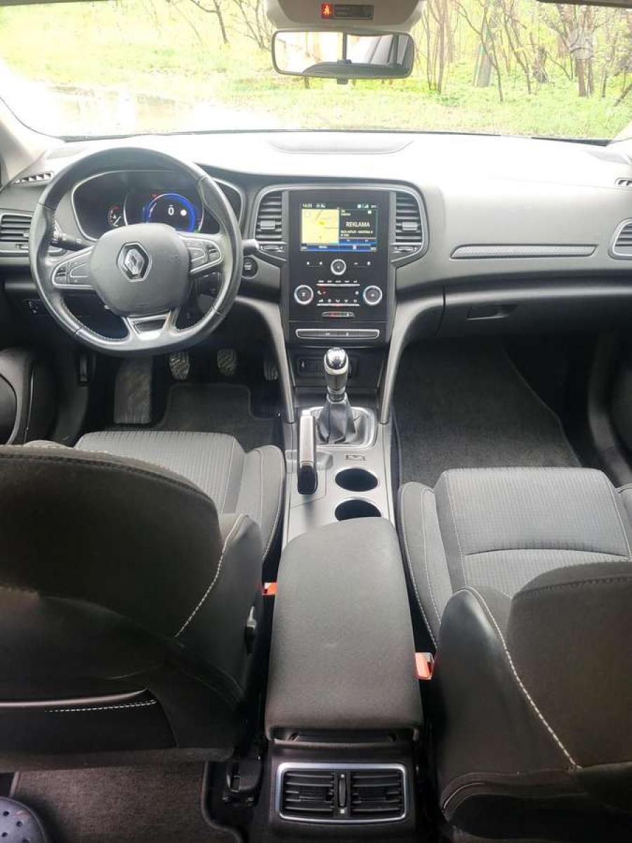 Grey Renault Megane 2020 in Utena, with an engine capacity of 1.46 L and mileage of 190 thousand km for 7500 €, photo 14 on AUTOMOTO.COM.LV