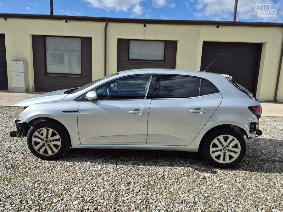Pelēks Renault Megane 2020 Klaipėda, ar dzinēja tilpumu 1.50 L un nobraukumu 90 tūkst. km par 3850 €, foto 9 vietnē AUTOMOTO.COM.LV