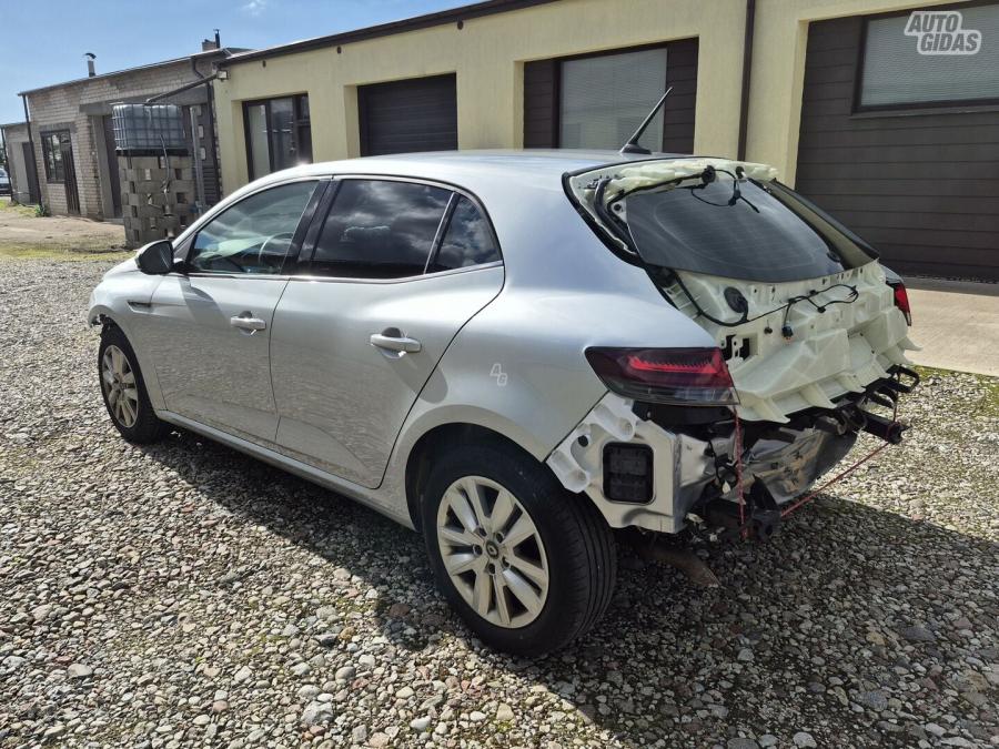 Pelēks Renault Megane 2020 Klaipėda, ar dzinēja tilpumu 1.50 L un nobraukumu 90 tūkst. km par 3850 €, foto 13 vietnē AUTOMOTO.COM.LV