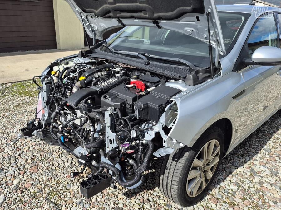 Pelēks Renault Megane 2020 Klaipėda, ar dzinēja tilpumu 1.50 L un nobraukumu 90 tūkst. km par 3850 €, foto 16 vietnē AUTOMOTO.COM.LV