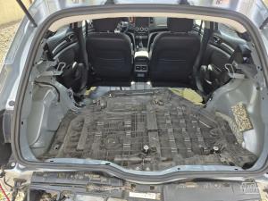Pelēks Renault Megane 2020 Klaipėda, ar dzinēja tilpumu 1.50 L un nobraukumu 90 tūkst. km par 3850 €, foto 20 vietnē AUTOMOTO.COM.LV