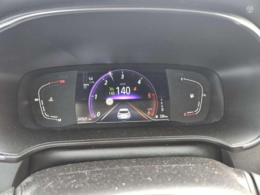 Grey Renault Megane 2021 in Taurage, with an engine capacity of 1.50 L and mileage of 247 thousand km for 9300 €, photo 15 on AUTOMOTO.COM.LV