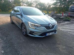 Grey Renault Megane 2021 in Siauliai, with an engine capacity of 1.50 L and mileage of 61 thousand km for 10250 €, photo 3 on AUTOMOTO.COM.LV
