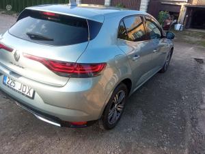 Grey Renault Megane 2021 in Siauliai, with an engine capacity of 1.50 L and mileage of 61 thousand km for 10250 €, photo 6 on AUTOMOTO.COM.LV