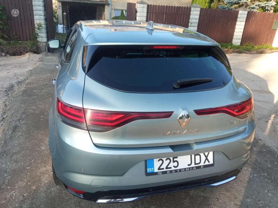 Grey Renault Megane 2021 in Siauliai, with an engine capacity of 1.50 L and mileage of 61 thousand km for 10250 €, photo 7 on AUTOMOTO.COM.LV