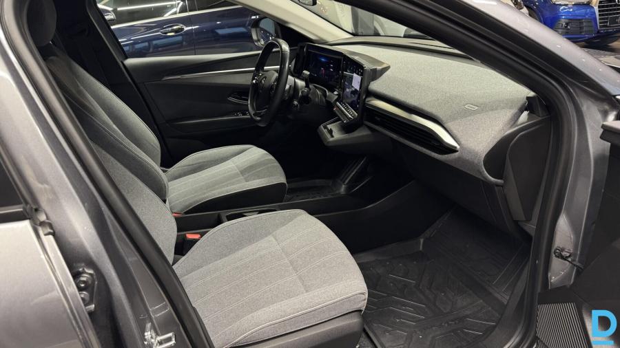 Pelēks Renault Megane 2022 Mārupe, ar dzinēja tilpumu 0.00 L un nobraukumu 114 tūkst. km par 20990 €, foto 6 vietnē AUTOMOTO.COM.LV