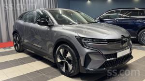 Grey Renault Megane 2022 in Riga, with an engine capacity of 1.40 L and mileage of 108 thousand km for 20990 €, photo 3 on AUTOMOTO.COM.LV