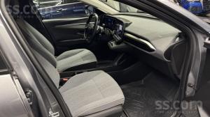 Grey Renault Megane 2022 in Riga, with an engine capacity of 1.40 L and mileage of 108 thousand km for 20990 €, photo 10 on AUTOMOTO.COM.LV