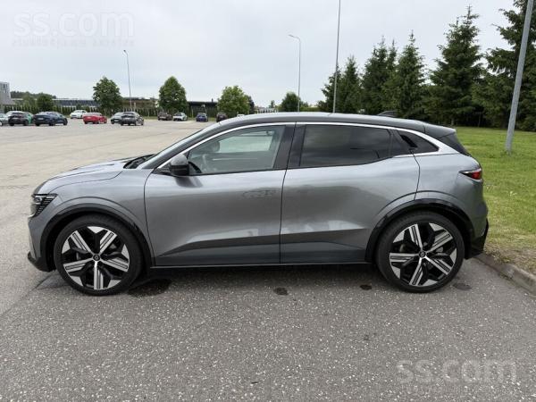 Pelēks Renault Megane 2022 Rīga, ar dzinēja tilpumu 0.00 L un nobraukumu 61 tūkst. km par 20500 €, foto 4 vietnē AUTOMOTO.COM.LV