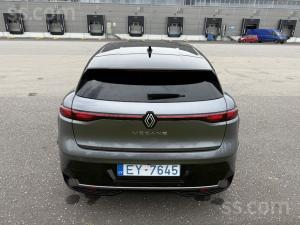 Grey Renault Megane 2022 in Riga, with an engine capacity of 0.00 L and mileage of 61 thousand km for 20500 €, photo 8 on AUTOMOTO.COM.LV
