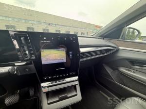 Grey Renault Megane 2022 in Riga, with an engine capacity of 0.00 L and mileage of 61 thousand km for 20500 €, photo 22 on AUTOMOTO.COM.LV