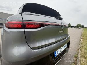 Grey Renault Megane 2022 in Riga, with an engine capacity of 0.00 L and mileage of 61 thousand km for 20500 €, photo 35 on AUTOMOTO.COM.LV