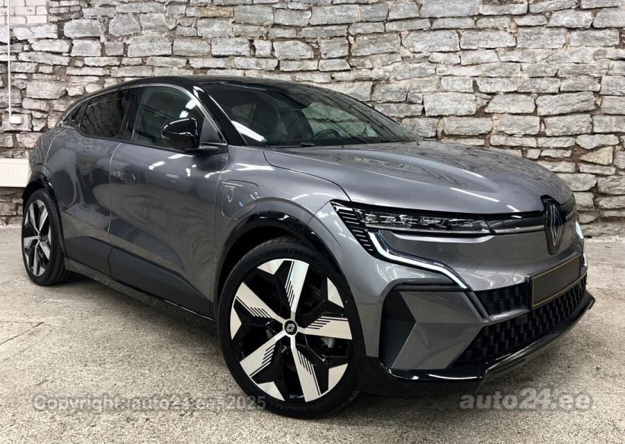 Pelēks Renault Megane 2023 Tallina, ar dzinēja tilpumu 0.00 L un nobraukumu 6 tūkst. km par 26900 €, foto 1 vietnē AUTOMOTO.COM.LV