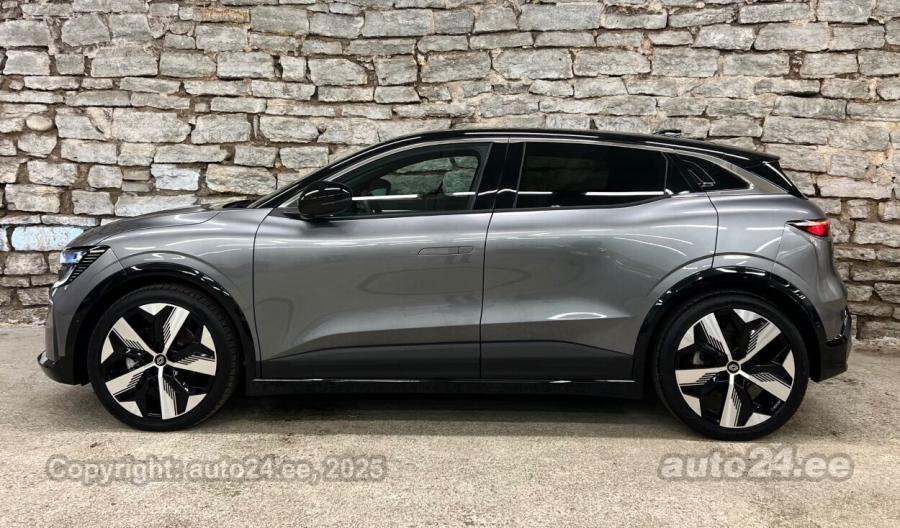 Pelēks Renault Megane 2023 Tallina, ar dzinēja tilpumu 0.00 L un nobraukumu 6 tūkst. km par 26900 €, foto 3 vietnē AUTOMOTO.COM.LV