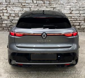 Pelēks Renault Megane 2023 Tallina, ar dzinēja tilpumu 0.00 L un nobraukumu 6 tūkst. km par 26900 €, foto 8 vietnē AUTOMOTO.COM.LV