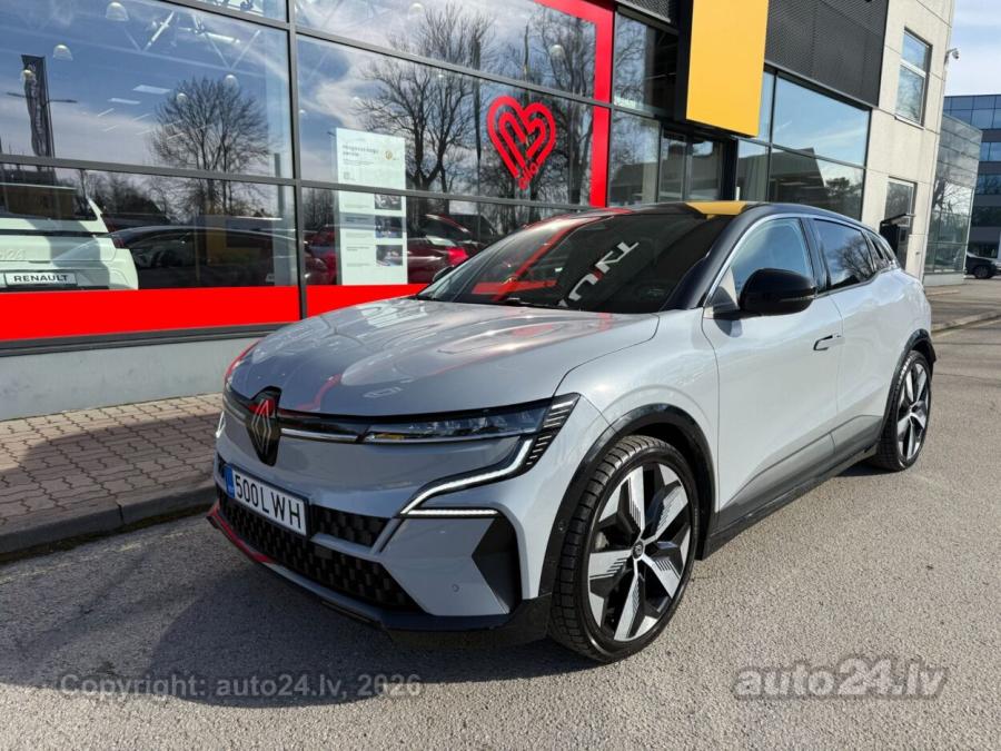 Pelēks Renault Megane 2023 Tallina, ar dzinēja tilpumu 0.00 L un nobraukumu 43 tūkst. km par 29990 €, foto 1 vietnē AUTOMOTO.COM.LV
