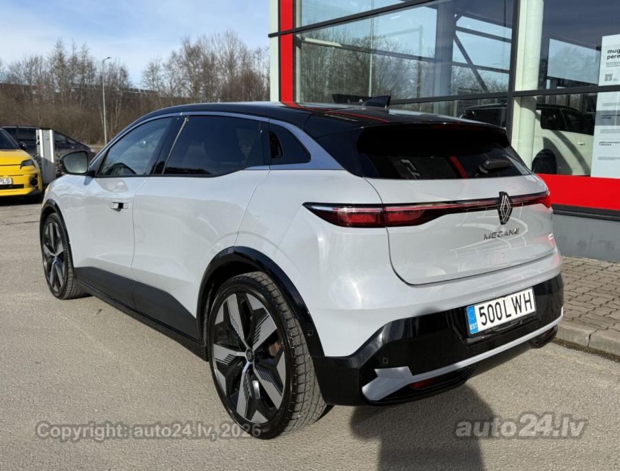 Pelēks Renault Megane 2023 Tallina, ar dzinēja tilpumu 0.00 L un nobraukumu 43 tūkst. km par 29990 €, foto 6 vietnē AUTOMOTO.COM.LV