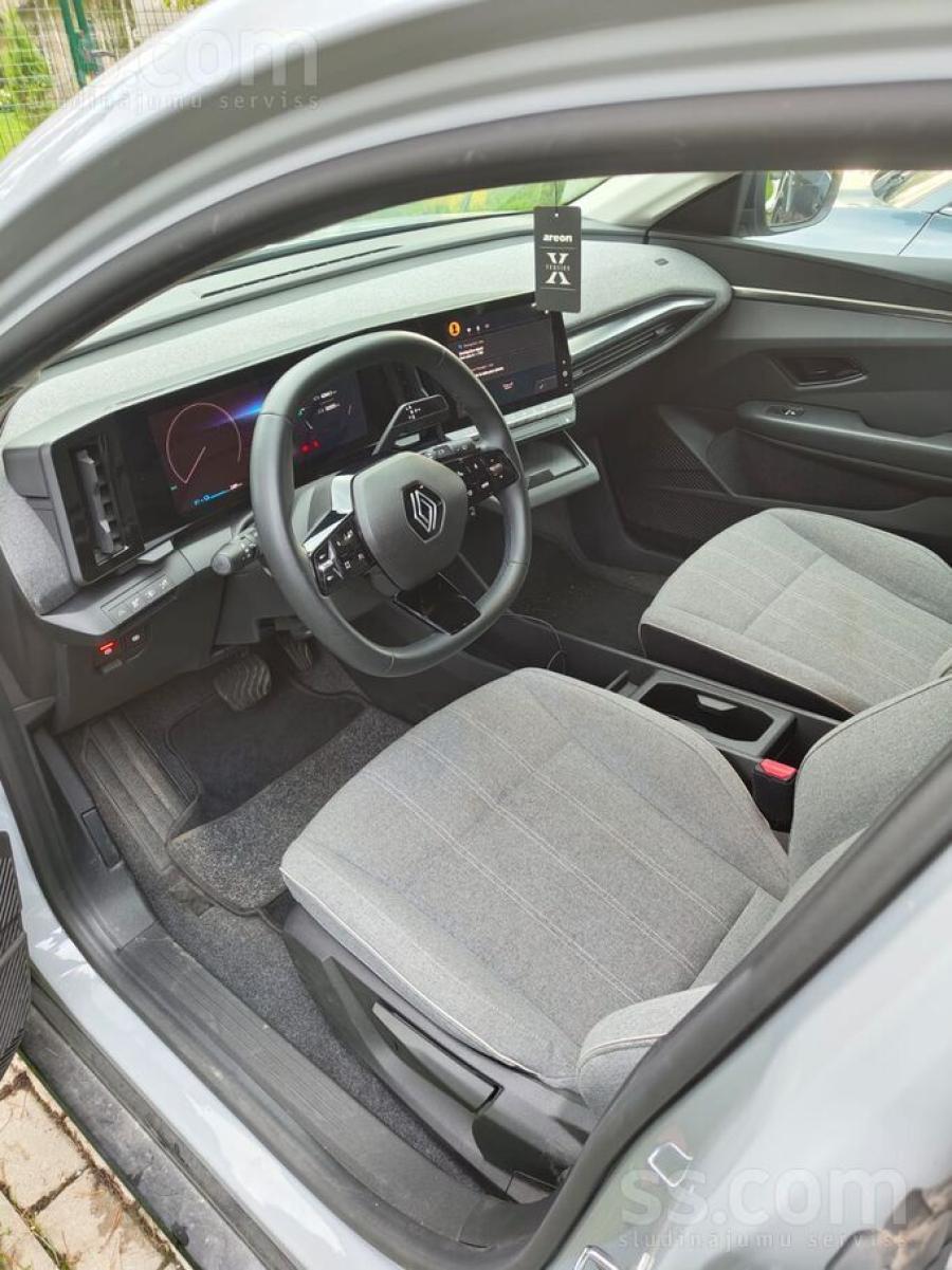 Pelēks Renault Megane 2023 Rīga, ar dzinēja tilpumu 1.60 L un nobraukumu 33 tūkst. km par 19000 €, foto 6 vietnē AUTOMOTO.COM.LV