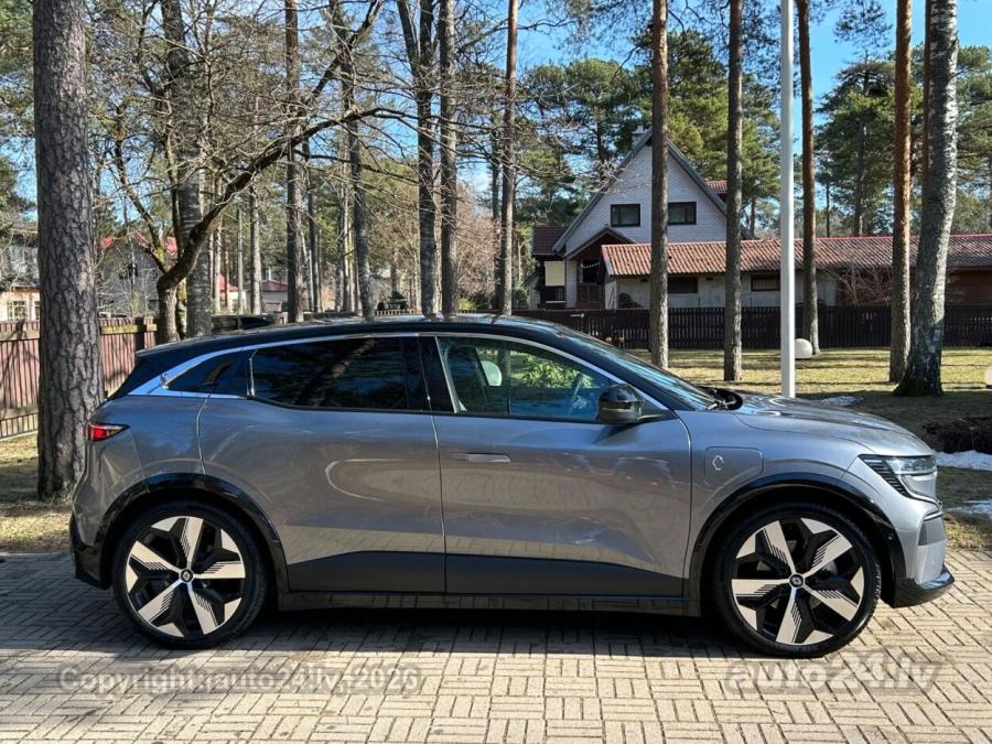 Pelēks Renault Megane 2024 Tallina, ar dzinēja tilpumu 0.00 L un nobraukumu 33 tūkst. km par 32900 €, foto 6 vietnē AUTOMOTO.COM.LV