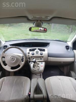 Pelēks Renault Megane 2007 Rīga, ar dzinēja tilpumu 2.00 L un nobraukumu 280 tūkst. km par 1000 €, foto 7 vietnē AUTOMOTO.COM.LV