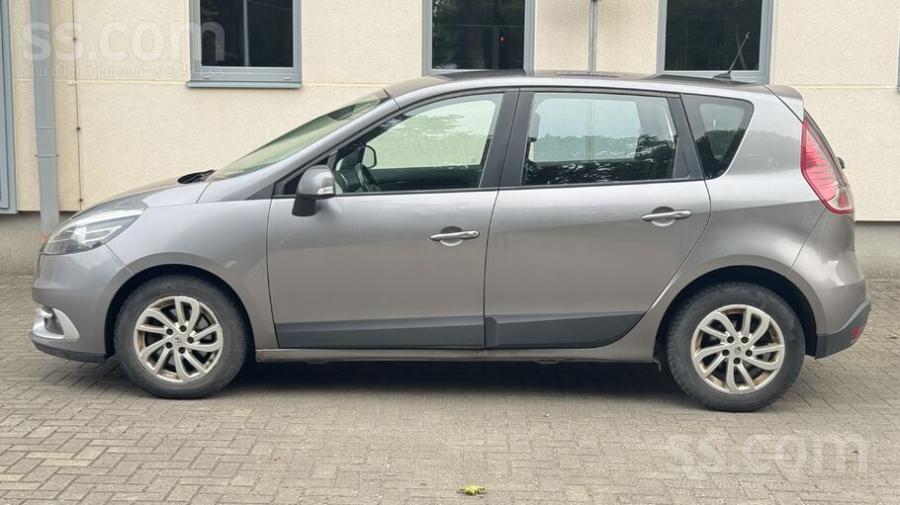 Pelēks Renault Megane 2013 Jelgava, ar dzinēja tilpumu 1.50 L un nobraukumu 338 tūkst. km par 3000 €, foto 6 vietnē AUTOMOTO.COM.LV