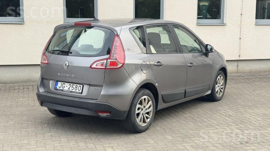 Pelēks Renault Megane 2013 Jelgava, ar dzinēja tilpumu 1.50 L un nobraukumu 338 tūkst. km par 3000 €, foto 7 vietnē AUTOMOTO.COM.LV