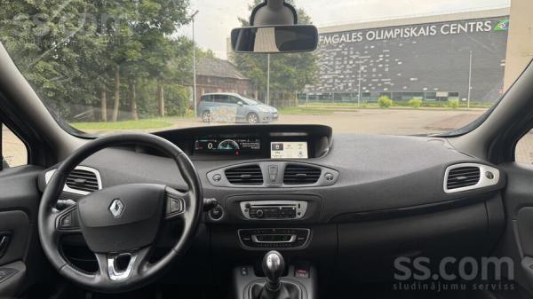 Grey Renault Megane 2013 in Jelgava, with an engine capacity of 1.50 L and mileage of 338 thousand km for 3000 €, photo 9 on AUTOMOTO.COM.LV