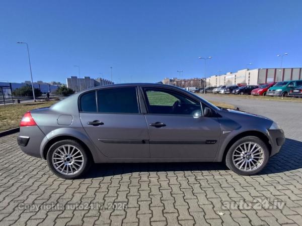 Pelēks Renault Megane 2005 Tallina, ar dzinēja tilpumu 1.60 L un nobraukumu 278 tūkst. km par 1000 €, foto 5 vietnē AUTOMOTO.COM.LV