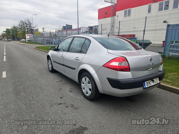 Grey Renault Megane 2005 in Tallinn, with an engine capacity of 1.60 L and mileage of 150 thousand km for 2300 €, photo 1 on AUTOMOTO.COM.LV
