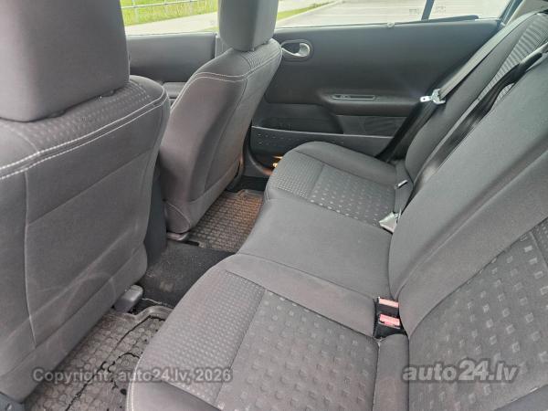 Grey Renault Megane 2005 in Tallinn, with an engine capacity of 1.60 L and mileage of 150 thousand km for 2300 €, photo 5 on AUTOMOTO.COM.LV