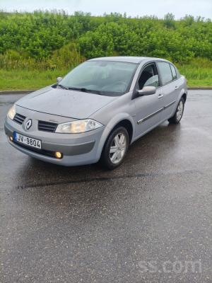 Pelēks Renault Megane 2005 Daugavpils, ar dzinēja tilpumu 2.00 L un nobraukumu 134 tūkst. km par 1550 €, foto 5 vietnē AUTOMOTO.COM.LV