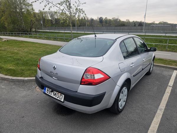 Pelēks Renault Megane 2005 Tallina, ar dzinēja tilpumu 1.60 L un nobraukumu 151 tūkst. km par 2200 €, foto 6 vietnē AUTOMOTO.COM.LV