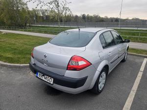Pelēks Renault Megane 2005 Tallina, ar dzinēja tilpumu 1.60 L un nobraukumu 151 tūkst. km par 2200 €, foto 7 vietnē AUTOMOTO.COM.LV