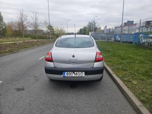 Pelēks Renault Megane 2005 Tallina, ar dzinēja tilpumu 1.60 L un nobraukumu 151 tūkst. km par 2200 €, foto 18 vietnē AUTOMOTO.COM.LV