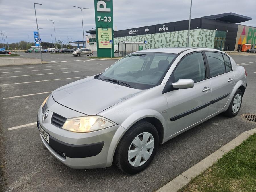 Pelēks Renault Megane 2005 Tallina, ar dzinēja tilpumu 1.60 L un nobraukumu 151 tūkst. km par 2200 €, foto 20 vietnē AUTOMOTO.COM.LV