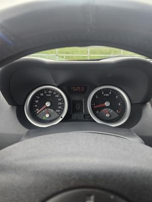 Pelēks Renault Megane 2005 Tallina, ar dzinēja tilpumu 1.60 L un nobraukumu 151 tūkst. km par 2200 €, foto 29 vietnē AUTOMOTO.COM.LV