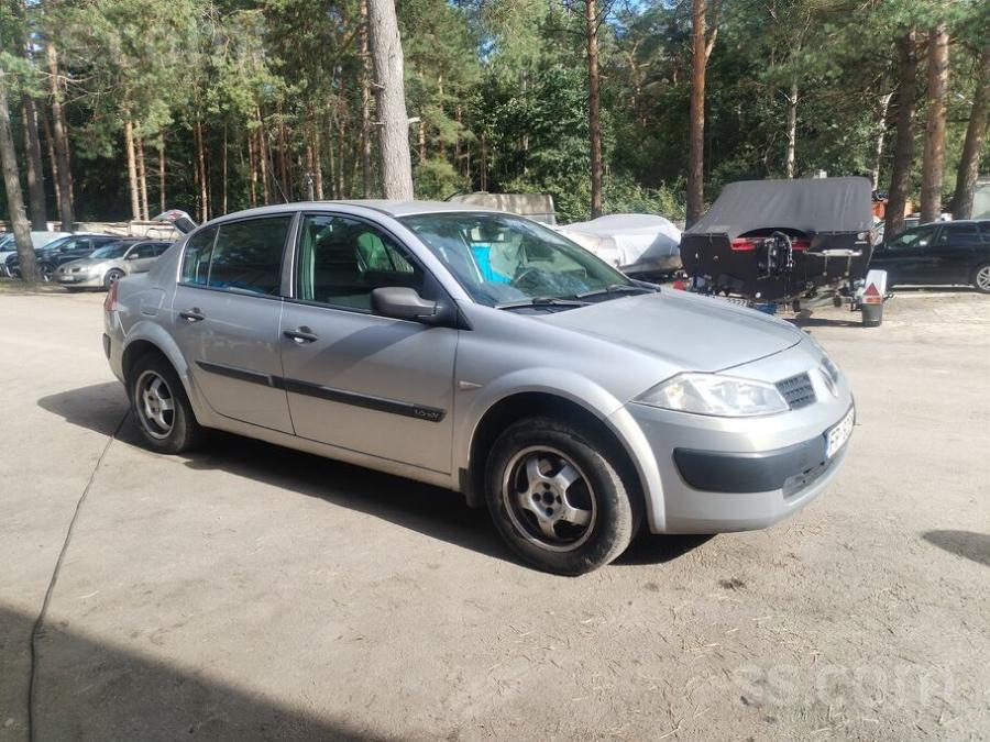 Серый Рено Меган 2005 в Рига, объемом двигателя 1.60 л и пробегом 370 тыс. км за 950 €, фото 3 на AUTOMOTO.COM.LV