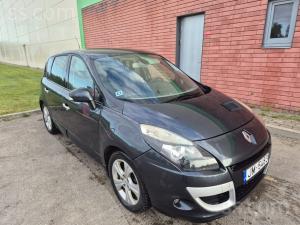 Pelēks Renault Megane 2010 Tukums, ar dzinēja tilpumu 1.90 L un nobraukumu 385 tūkst. km par 4400 €, foto  vietnē AUTOMOTO.COM.LV