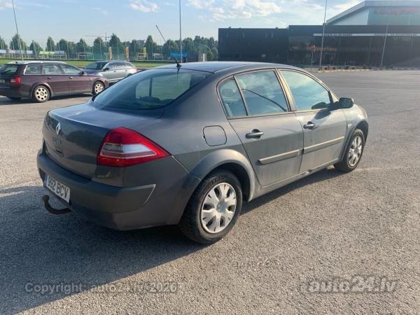 Pelēks Renault Megane 2010 Tallina, ar dzinēja tilpumu 1.60 L un nobraukumu 141 tūkst. km par 2499 €, foto 1 vietnē AUTOMOTO.COM.LV