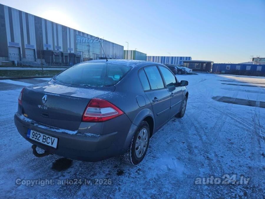 Pelēks Renault Megane 2010 Tallina, ar dzinēja tilpumu 1.60 L un nobraukumu 141 tūkst. km par 2499 €, foto 3 vietnē AUTOMOTO.COM.LV