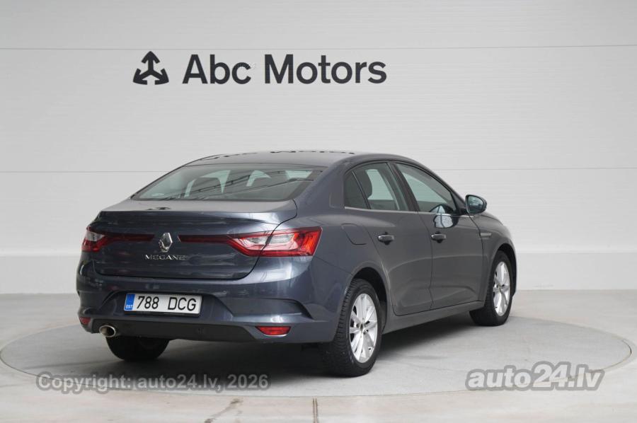 Grey Renault Megane 2019 in Tallinn, with an engine capacity of 1.30 L and mileage of 44 thousand km for 10990 €, photo 5 on AUTOMOTO.COM.LV