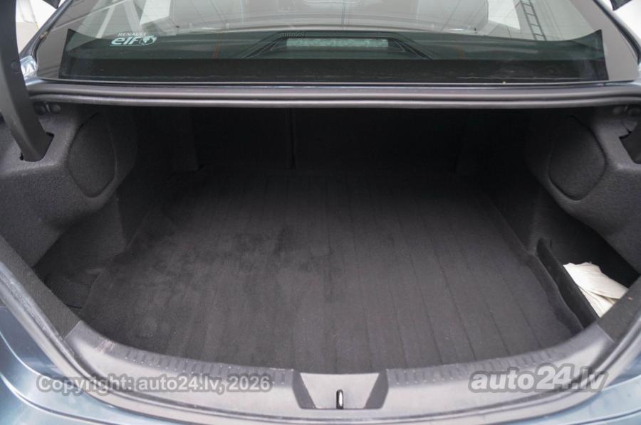 Grey Renault Megane 2019 in Tallinn, with an engine capacity of 1.30 L and mileage of 44 thousand km for 10990 €, photo 11 on AUTOMOTO.COM.LV