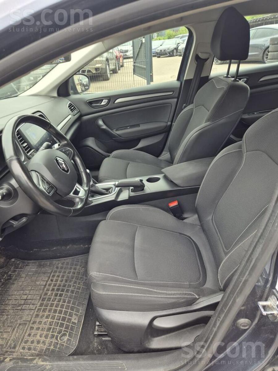 Pelēks Renault Megane 2021 Rīga, ar dzinēja tilpumu 1.50 L un nobraukumu 238 tūkst. km par 11990 €, foto 14 vietnē AUTOMOTO.COM.LV