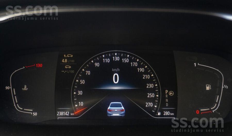 Grey Renault Megane 2021 in Riga, with an engine capacity of 1.50 L and mileage of 238 thousand km for 11990 €, photo 23 on AUTOMOTO.COM.LV