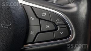 Grey Renault Megane 2021 in Riga, with an engine capacity of 1.50 L and mileage of 238 thousand km for 10590 €, photo 19 on AUTOMOTO.COM.LV