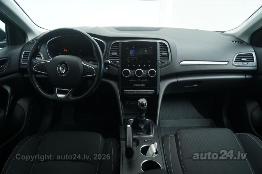 Pelēks Renault Megane 2022 Tallina, ar dzinēja tilpumu 1.00 L un nobraukumu 82 tūkst. km par 12990 €, foto 7 vietnē AUTOMOTO.COM.LV