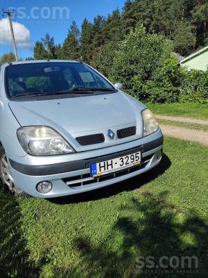 Серый Рено Меган 2001 в Рига, объемом двигателя 1.60 л и пробегом 266 тыс. км за 1100 €, фото  на AUTOMOTO.COM.LV