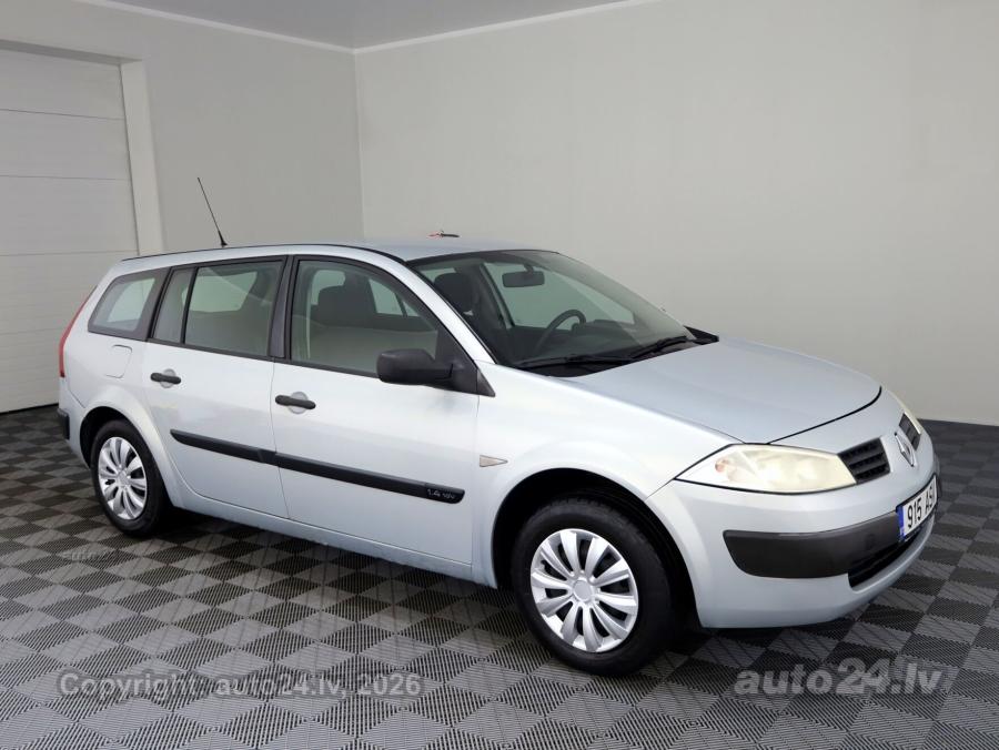 Pelēks Renault Megane 2004 Tallina, ar dzinēja tilpumu 1.40 L un nobraukumu 242 tūkst. km par 999 €, foto 1 vietnē AUTOMOTO.COM.LV